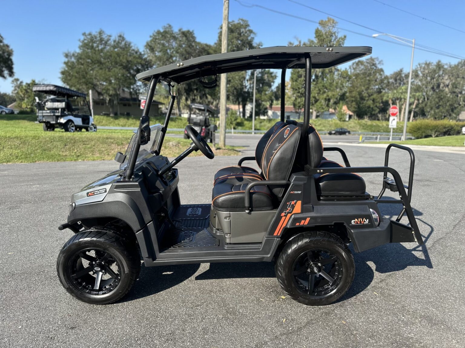Neighborhood Electric Vehicle vs Golf Cart Comparison - Tara Electric ...