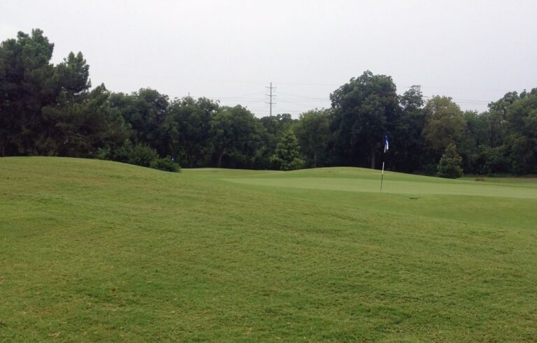 Lake Arlington Golf Course | Arlington, TX Classic 18-Hole Golf ...